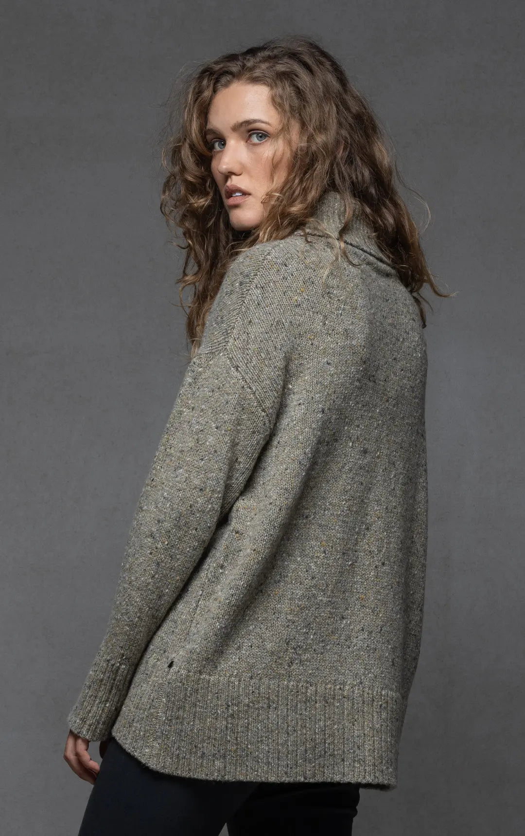 3GG Merino Turtleneck: Snuggle In This Winter – Alchemy Equipment NZ